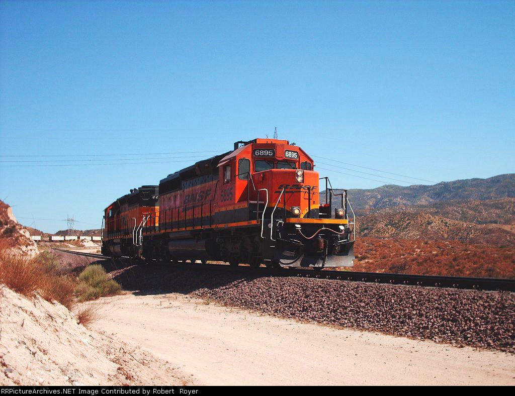 BNSF 6895